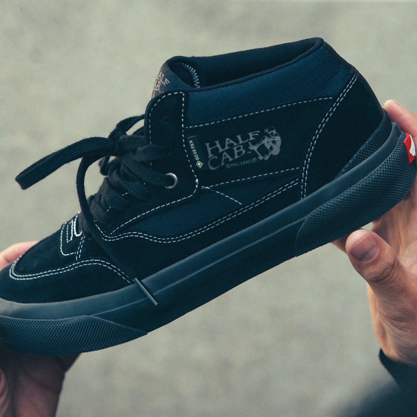 Vans celebra 30 anos de legado do Half Cab com o Skate Half Cab 92 GTX